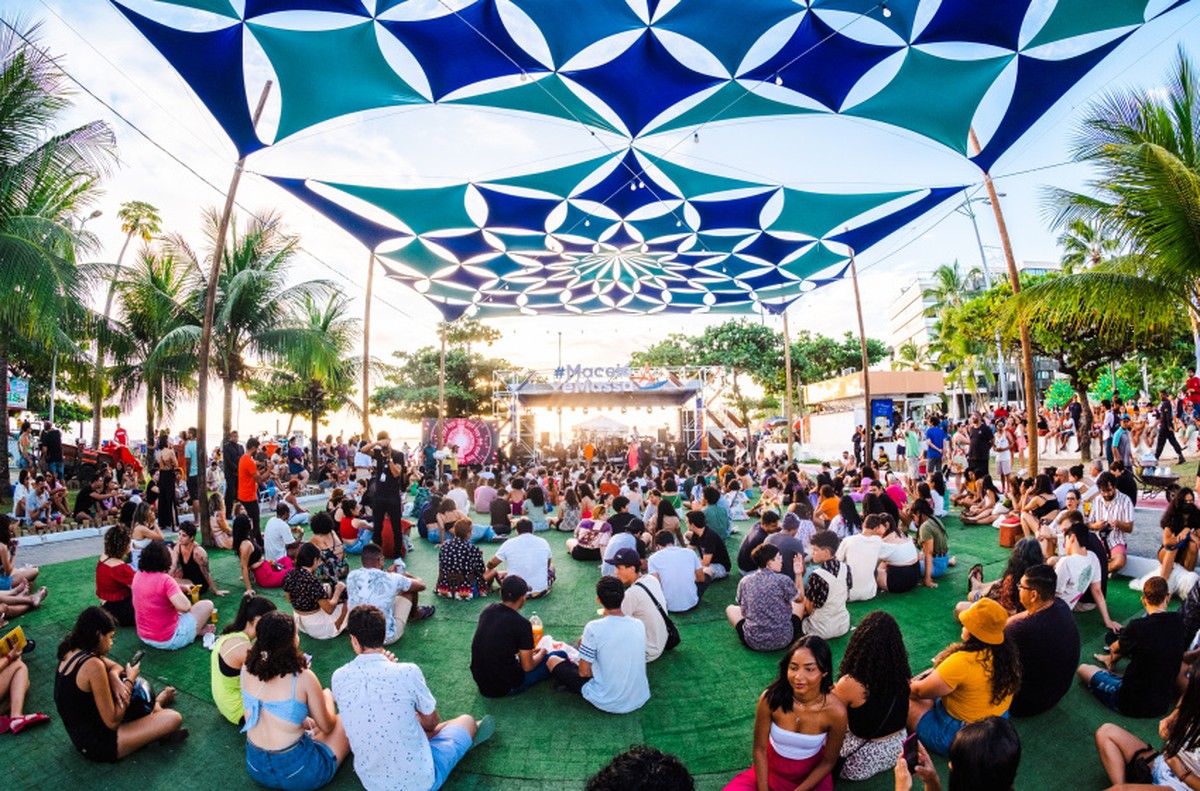 Apresentações musicais atividades infantis e outras atrações agitam a