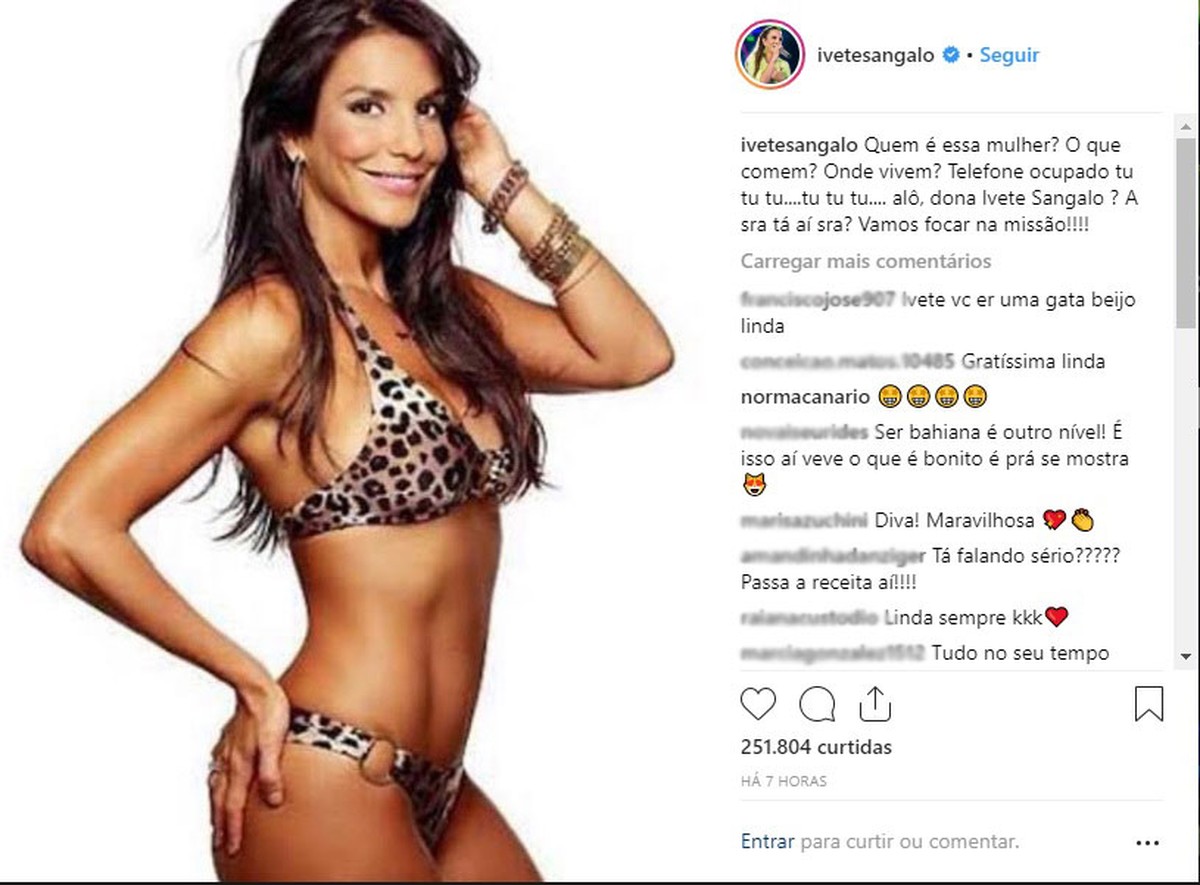 Ivete posta foto antiga em que exibe corpão em biquíni e brinca ao