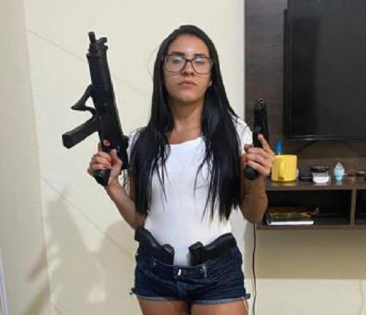 Estudante de medicina é presa na BA por suspeita de envolvimento em