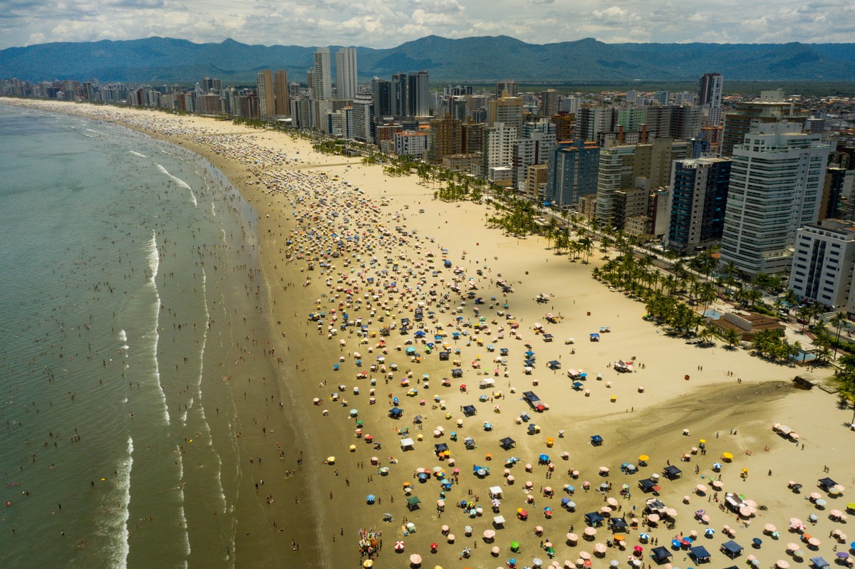 Homem de 51 anos morre afogado na Praia do Boqueirão em Praia Grande