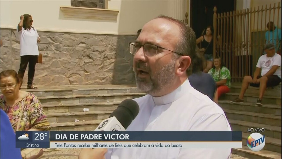 Devotos celebram anos da morte do Beato Padre Victor procissão e missas em Três Pontas