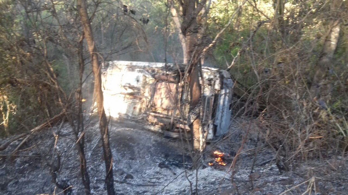 Comerciante Morre Ap S Carro Sair Da Pista E Pegar Fogo Na Br Sul