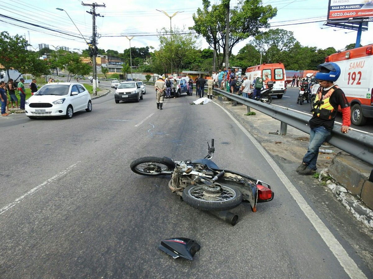 Vítima de acidente de moto na Av Cosme Ferreira em Manaus tem estado