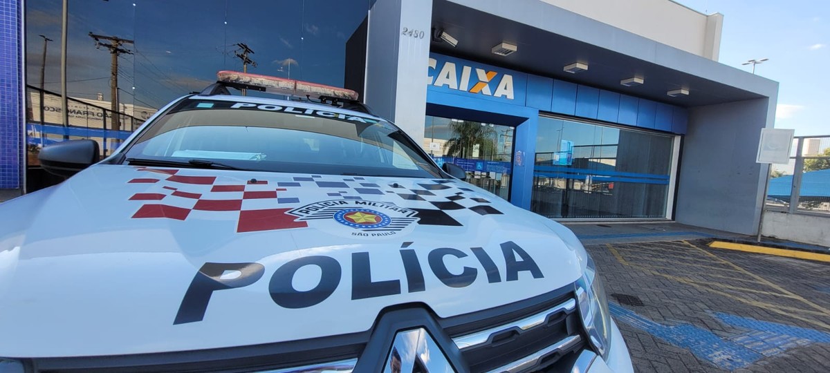 Dupla é presa suspeita de aplicar golpes em agências bancárias de