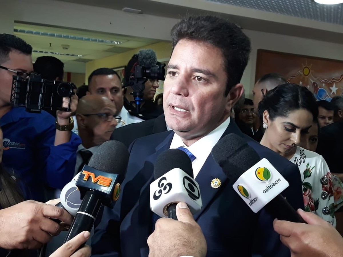 Gladson Cameli toma posse como governador do AC e destaca decisões