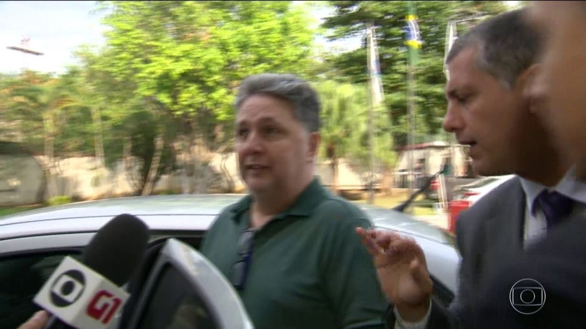 Ex Governadores Do Rio Garotinho E Rosinha Voltam A Ser Presos Jornal