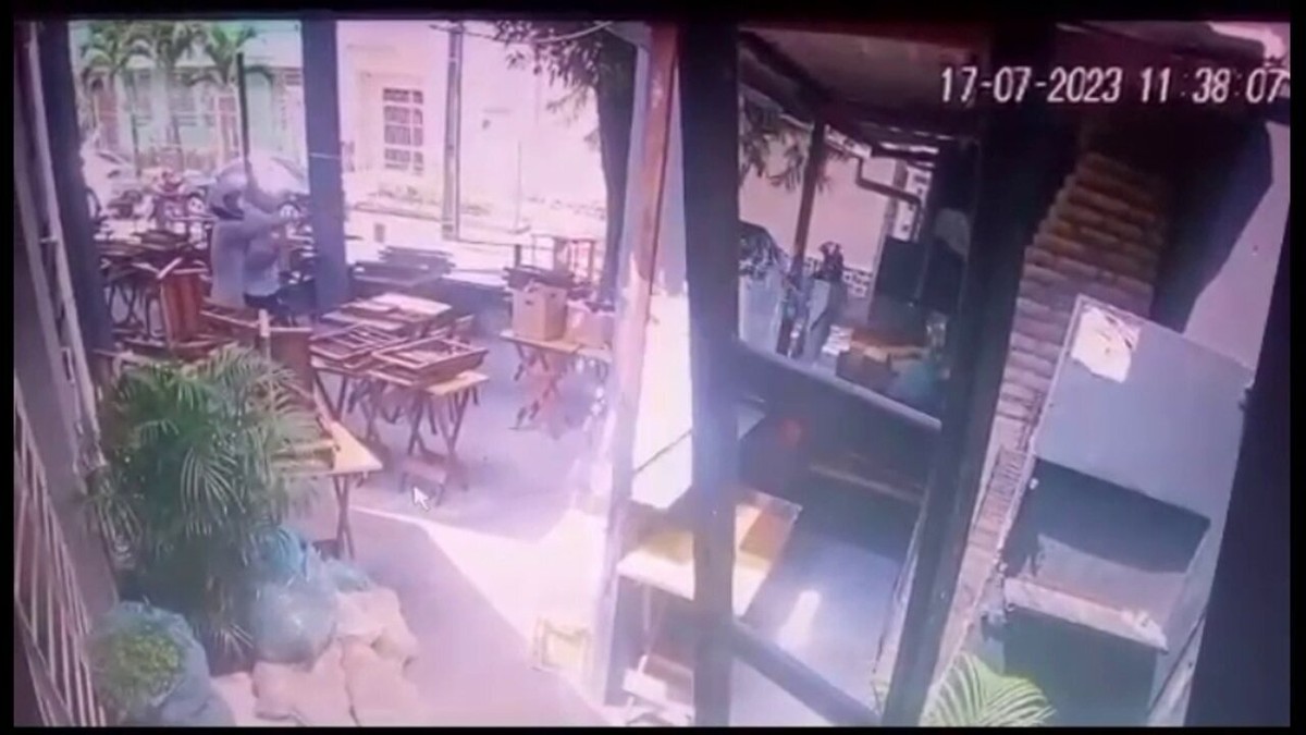 Homens Armados Assaltam Restaurante E Matam Dono Do Estabelecimento