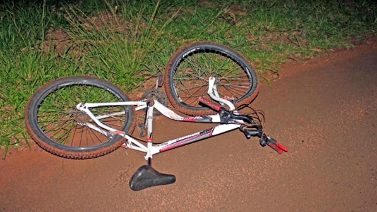 Homem em bicicleta morre atropelado por carro na SP 257 próximo a Santa