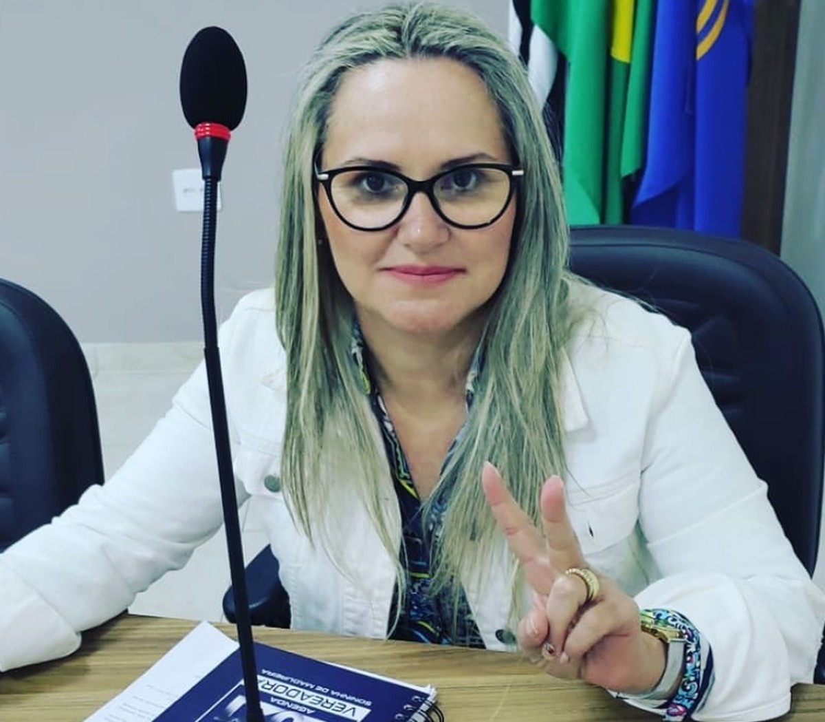 Vereadora sofre ameaças durante três dias, por mensagens, para votar a ...