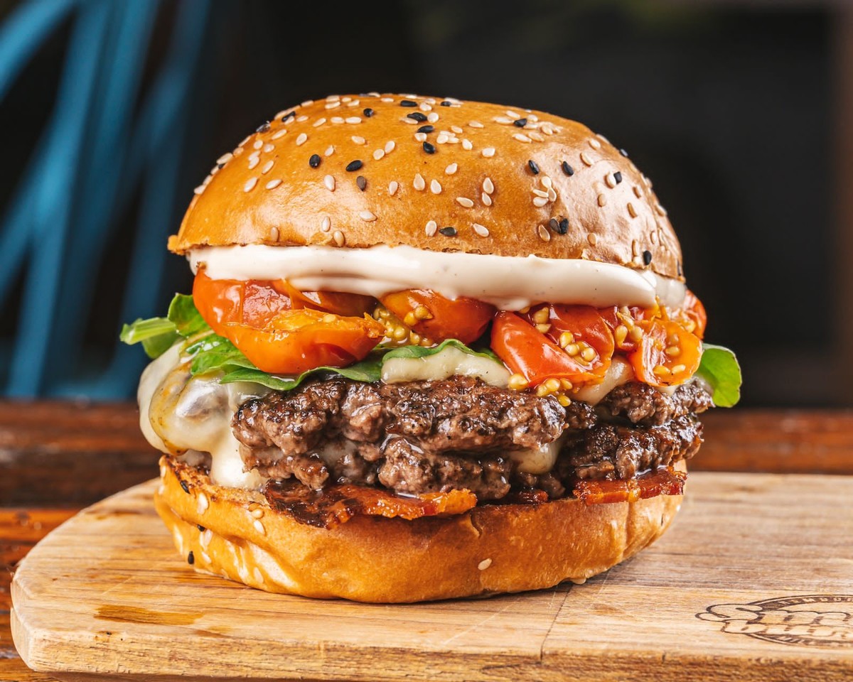 Dia Mundial do Hamburguer: veja onde comemorar a data no Rio | O que ...