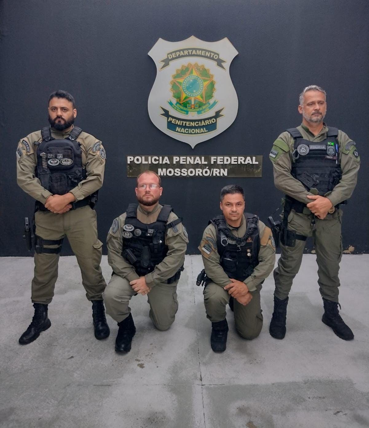 Policiais penais do ES reforçam segurança em Mossoró após fuga de dois ...