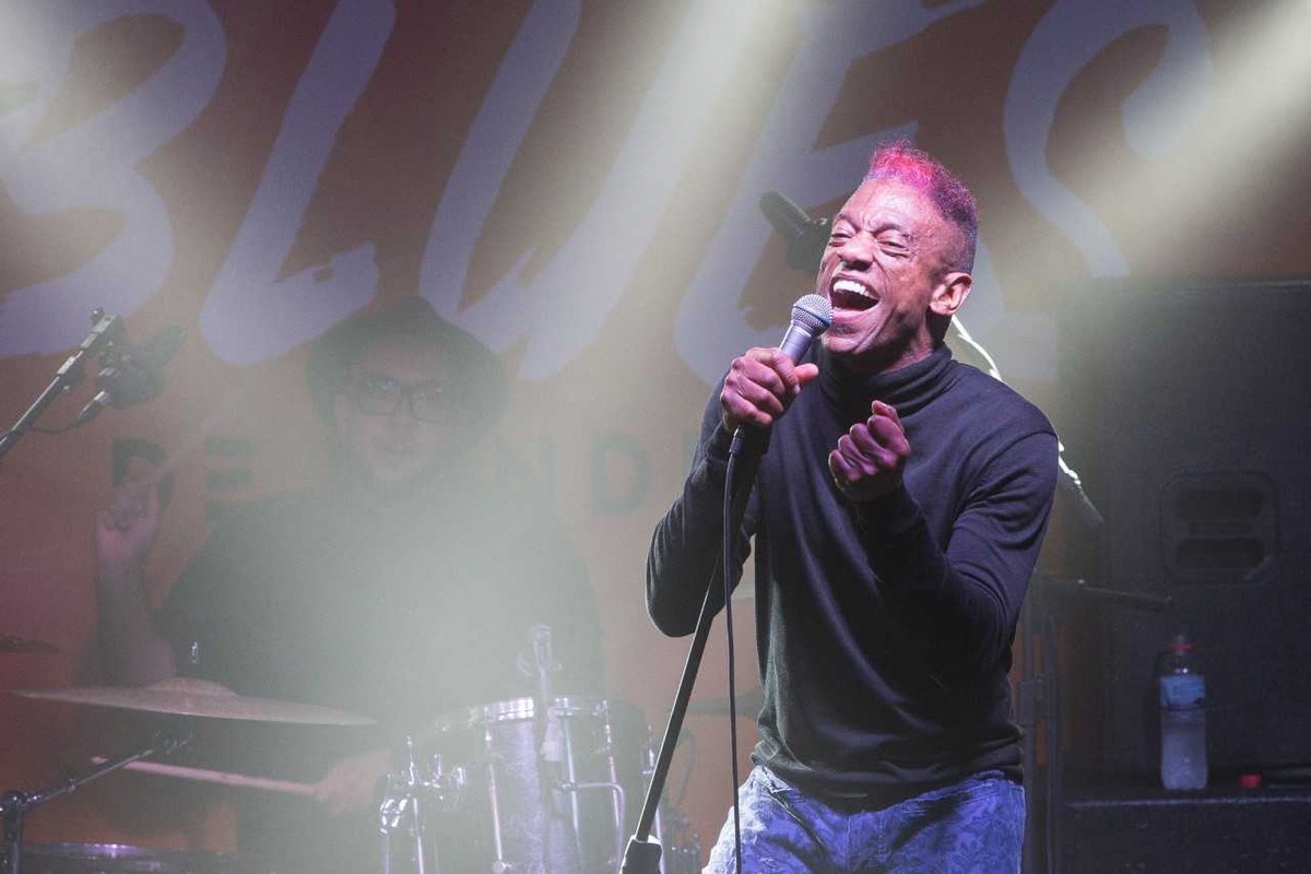 Cantor Earl Thomas encerra programação do Festival de Blues de Londrina ...