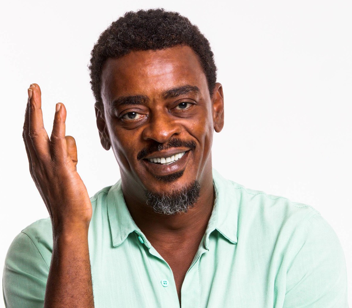 Seu Jorge bisa parceria com Gloria Perez ao gravar sucesso de Lulu ...