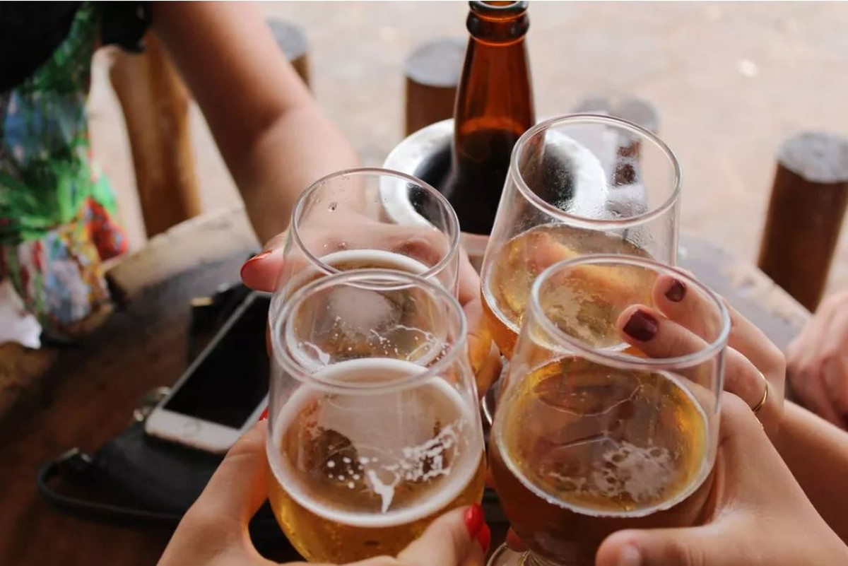Álcool afeta funcionamento do corpo mesmo quando ingerido em pouca ...