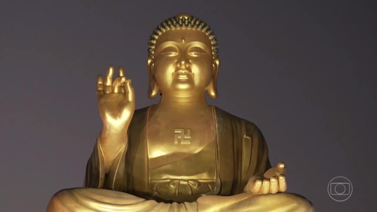 Estátua gigante de Buda em Taiwan tem suástica gravada no peito ...
