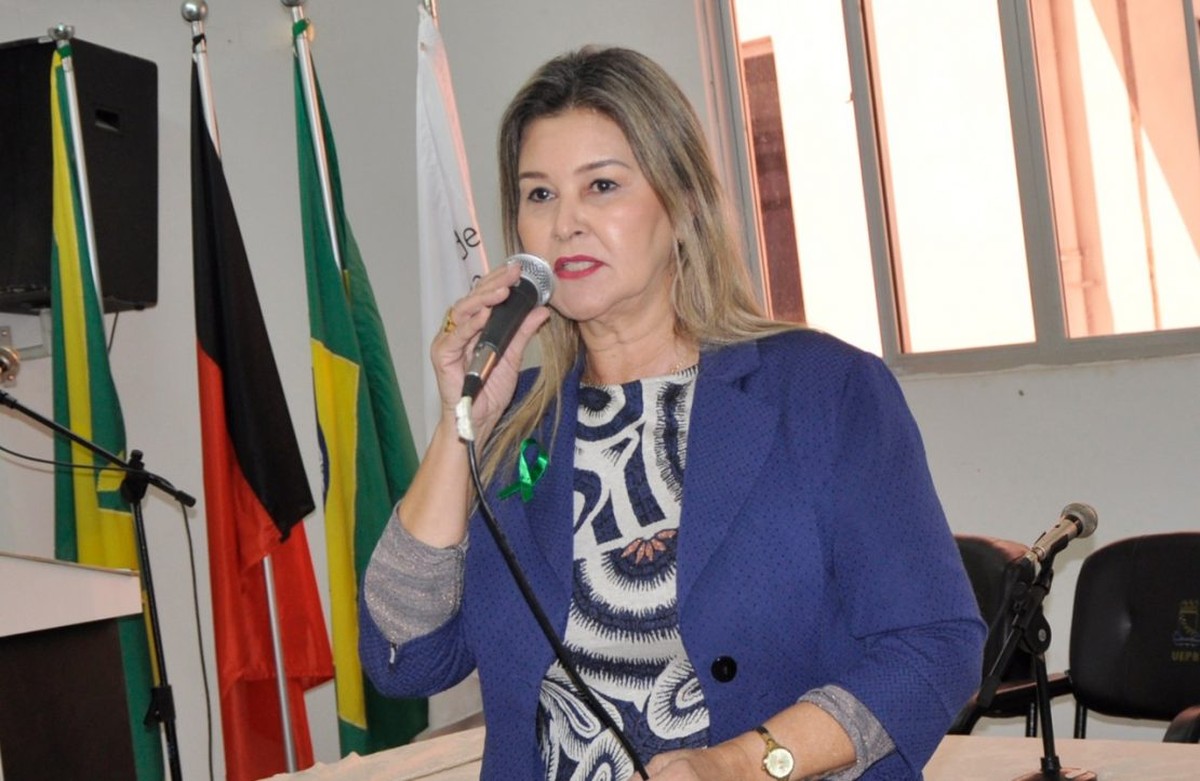 Governador da Paraíba anuncia nomeação da professora Célia Regina como ...