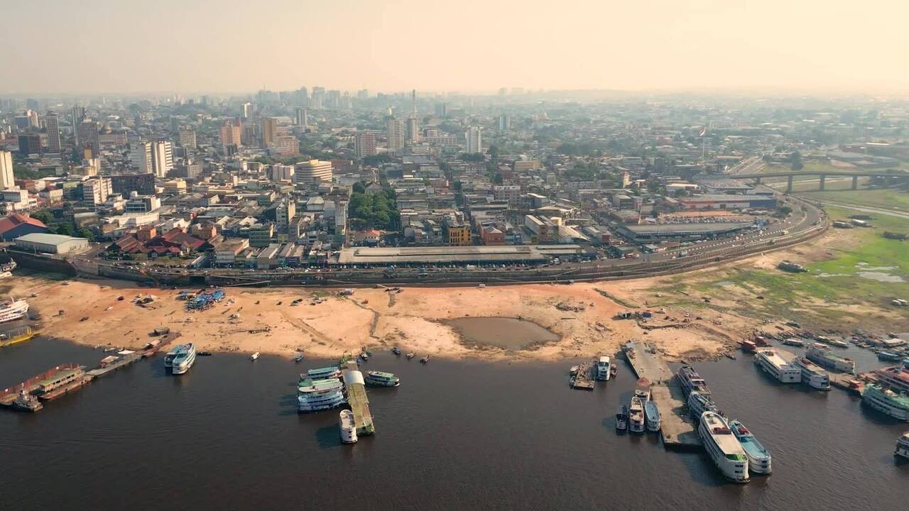 Rio Negro tem pior seca da história ao atingir 13,59 metros em Manaus | G1