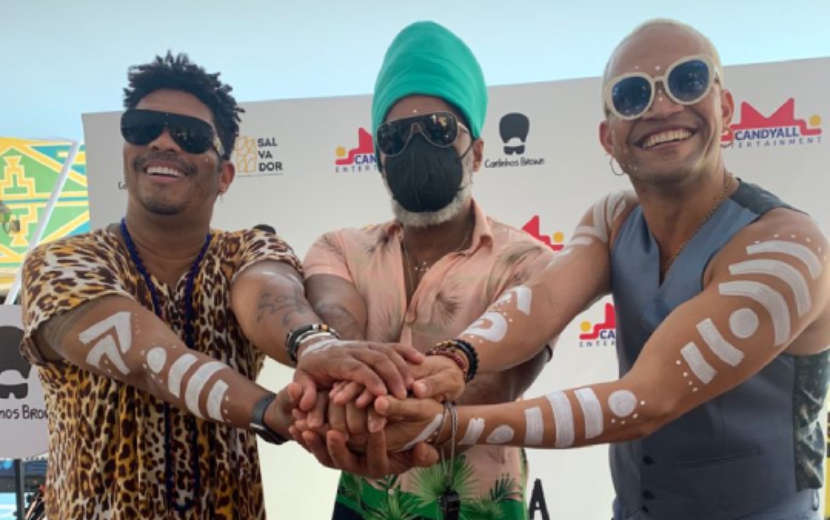 Após volta de Denny Denan, Timbalada anuncia ensaio de verão em ...