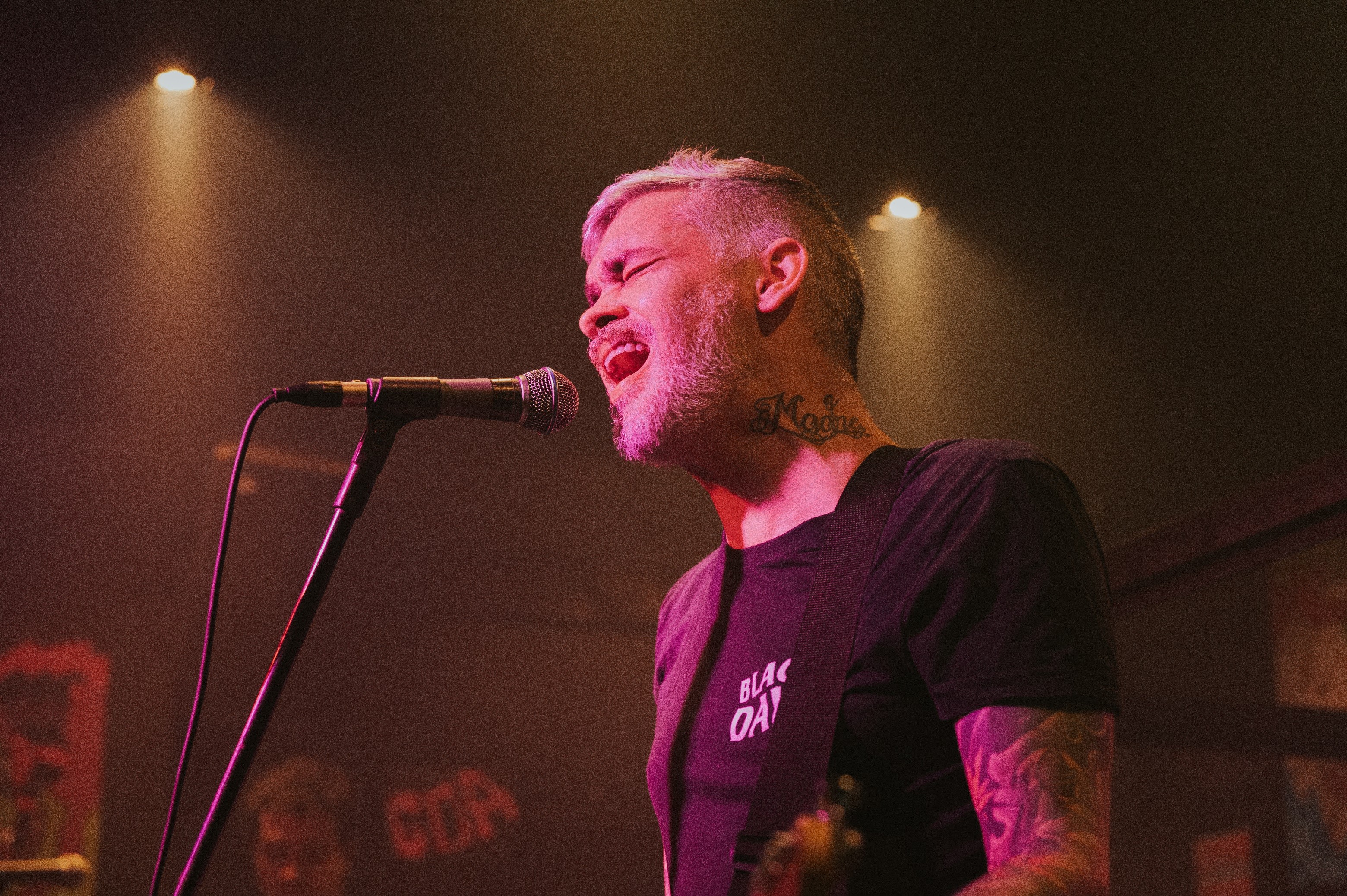 Esteban Tavares faz show em Caruaru nesta terça-feira (13) para ...