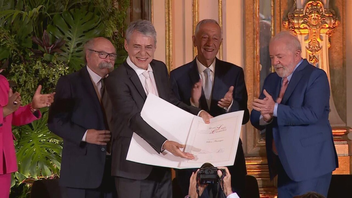 Entrega do prêmio Camões a Chico Buarque corrige 'um dos maiores ...