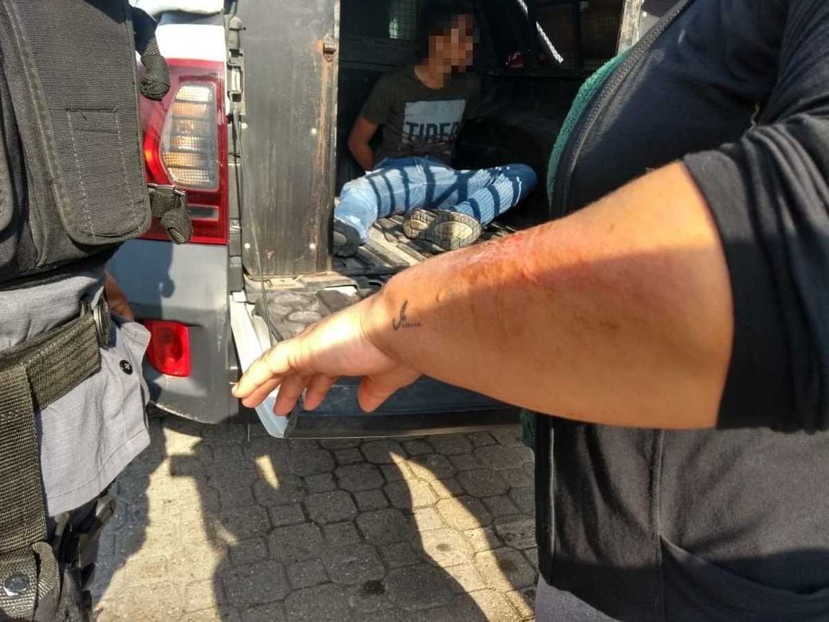 Suspeito De Assaltar E Agredir Mulher é Preso Após Ser Espancado Por
