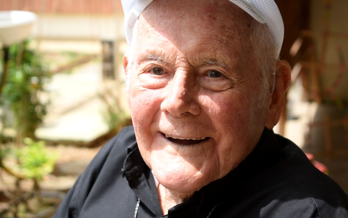 Padre Haroldo Rahm completa 100 anos com legado de caridade, yoga, novo ...