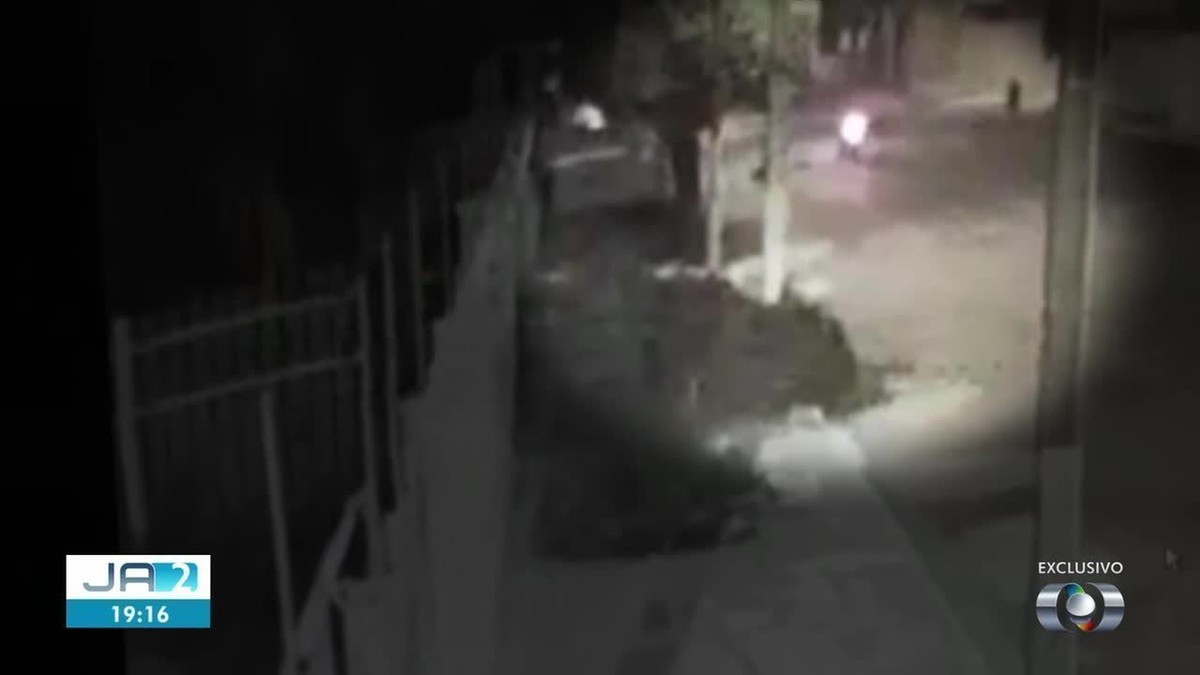Vídeo Mostra Momento Em Que Homem Que Teria Sido Morto Por Pms é