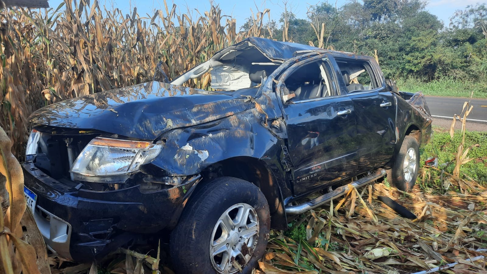 Jovem morre e quatro ficam feridos após carro capotar na PR-497, em ...