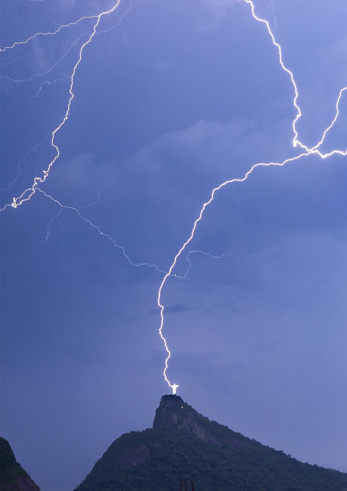 Rio tem previsão de chuva com raios nesta quarta; saiba como se ...