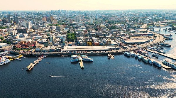 Antes e depois: fotos mostram cenários da maior seca de Manaus em 121 ...
