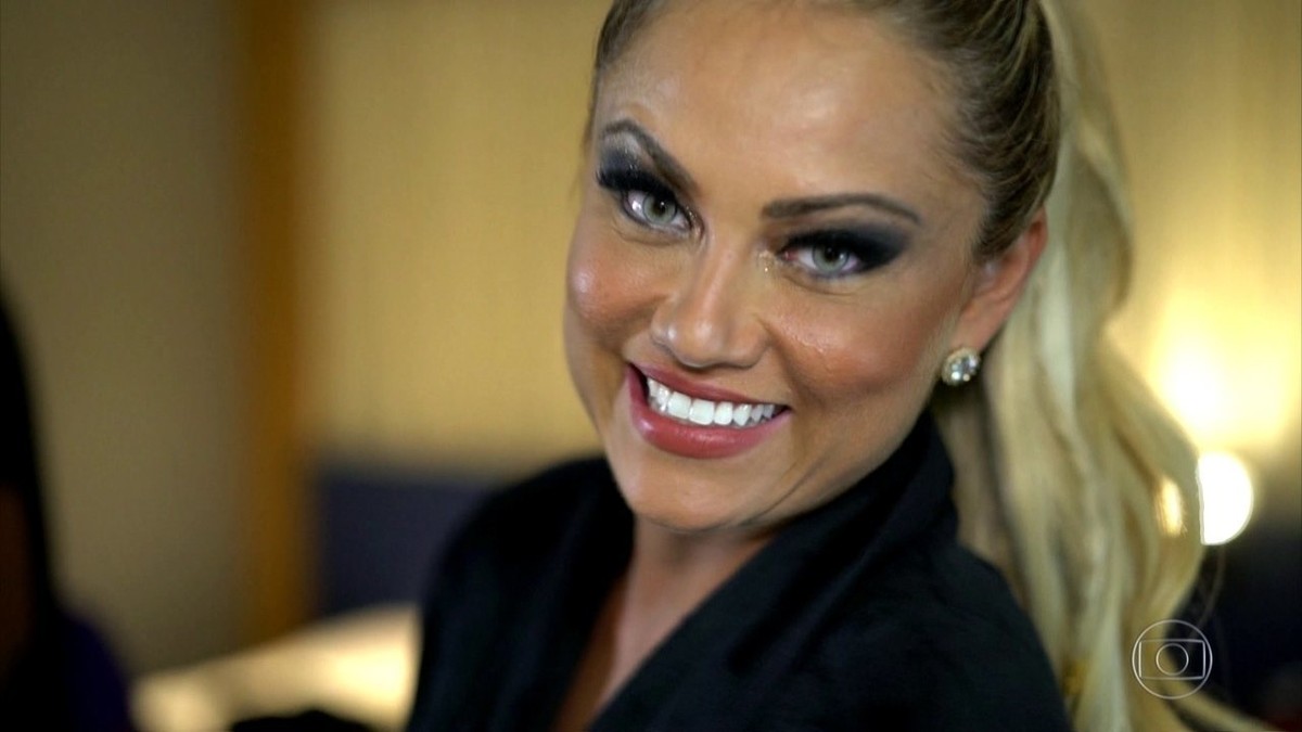 Fantástico acompanha os preparativos de Ellen Rocche para o desfile da ...