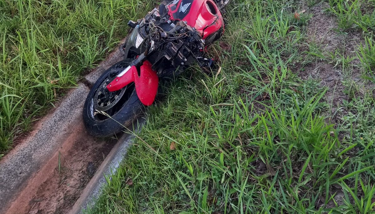 Homem morre após motocicleta cair em vala às margens de rodovia em SC ...