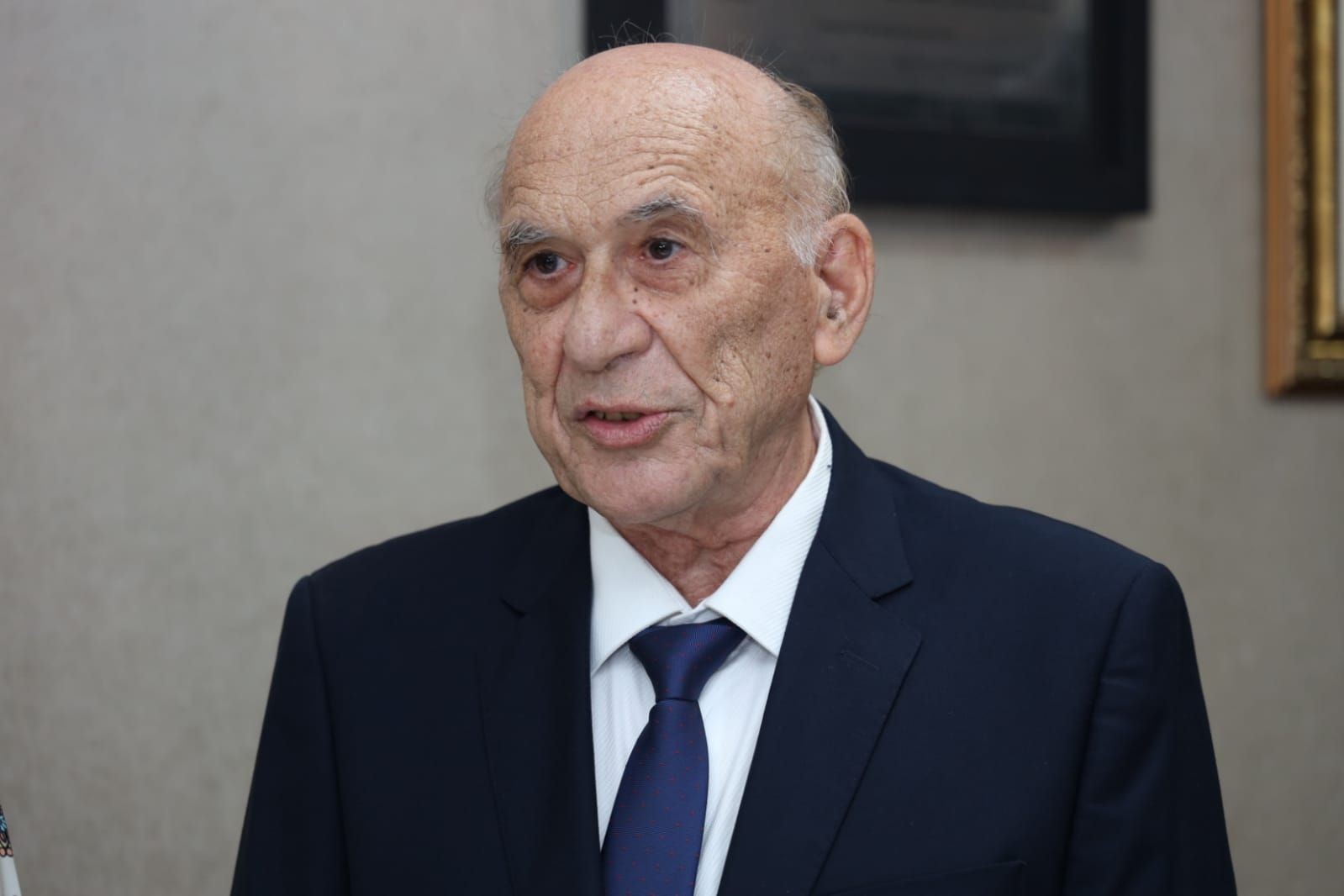 Morre Bernard Charlot, professor e pesquisador, aos 81 anos | G1