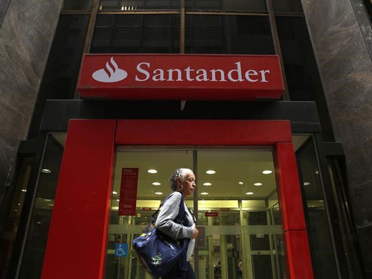 Santander Brasil tem lucro de R$2,7 bi no 3º tri, abaixo das ...