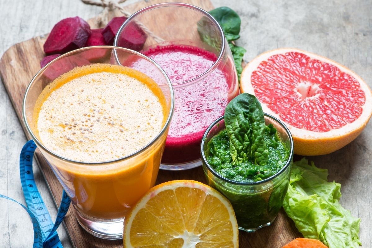 Suco detox: aprenda 5 receitas deliciosas para eliminar o inchaço e ...