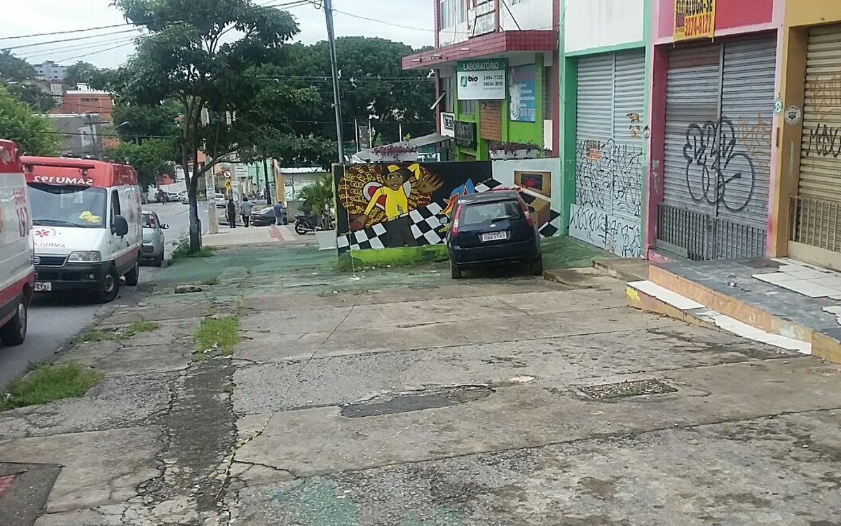 Carro sem motorista atropela três pessoas na Região de Venda Nova, em BH | Minas Gerais | G1