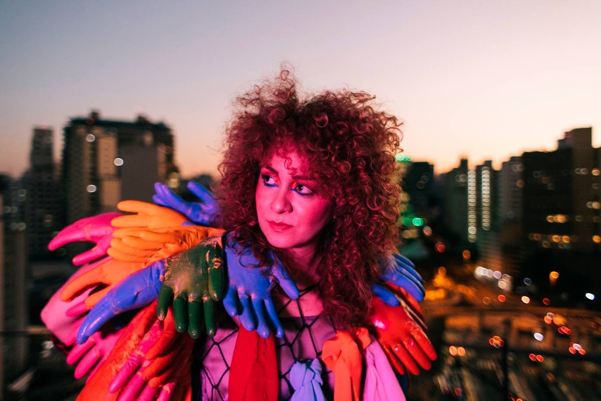 Aíla lança o clipe 'Lesbigay' e defende a liberdade do afeto | Pará | G1