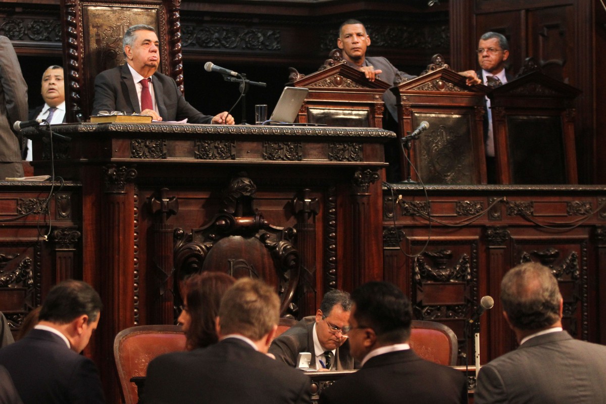 Jorge Picciani volta a presidir Alerj nesta quarta, após quase três ...