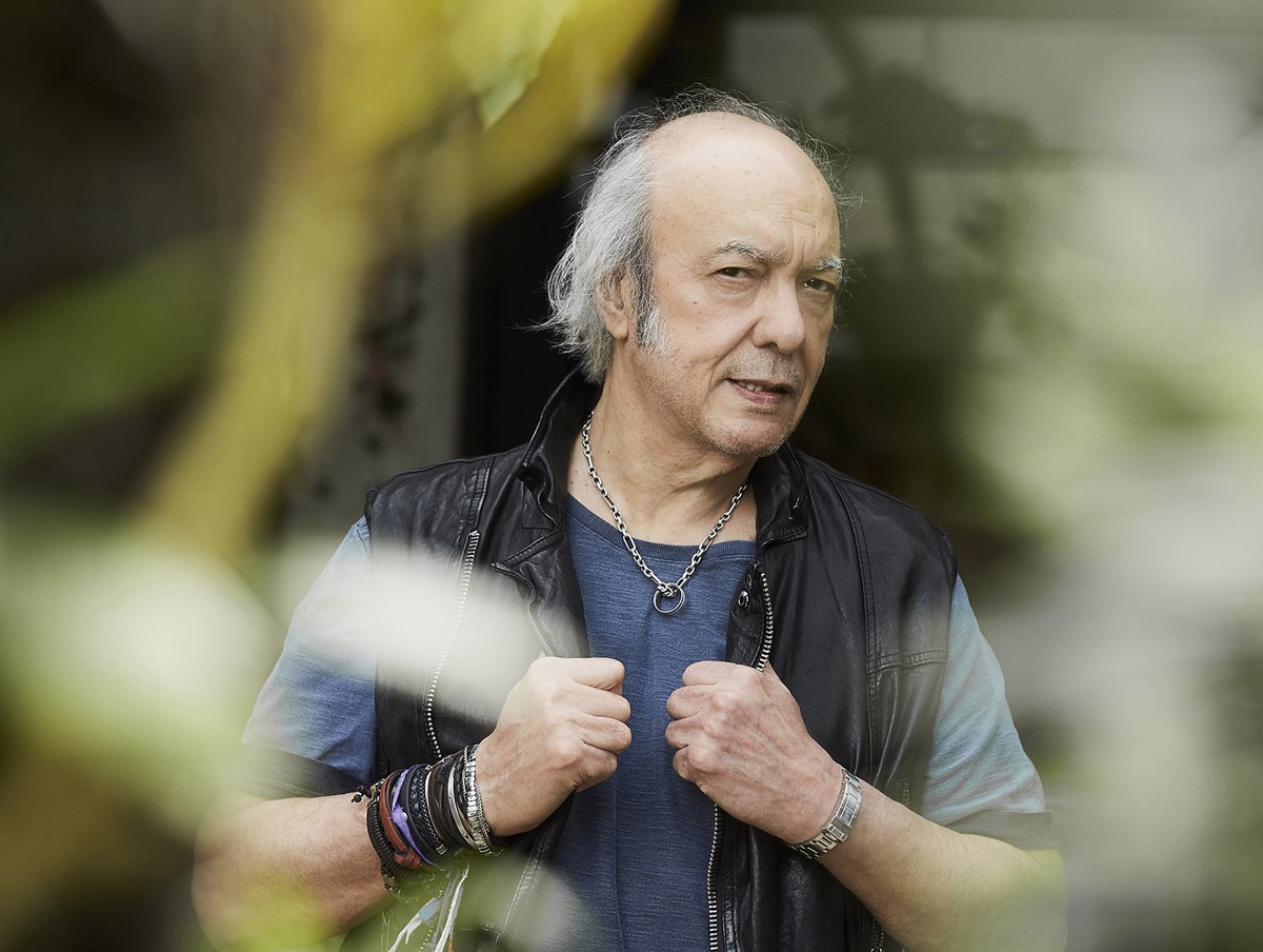 Em estado de graça, Erasmo se agiganta ao exaltar força do amor em ...