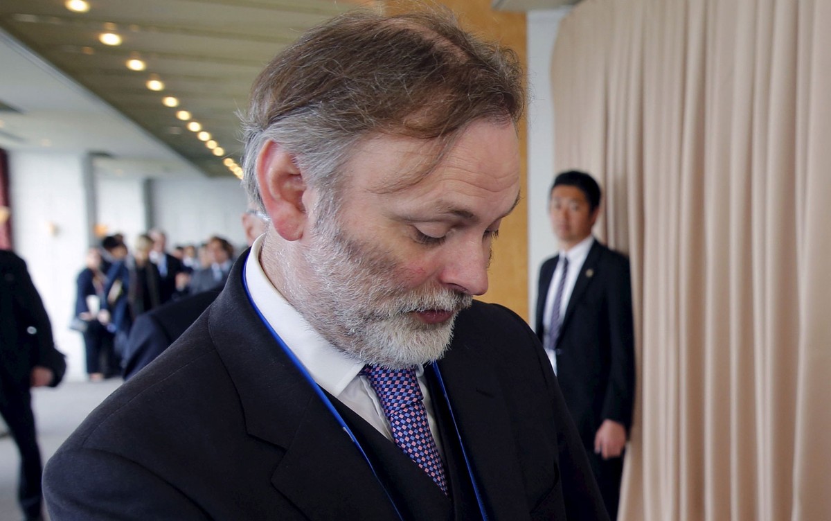 Londres nomeia Tim Barrow como novo embaixador na União Europeia ...