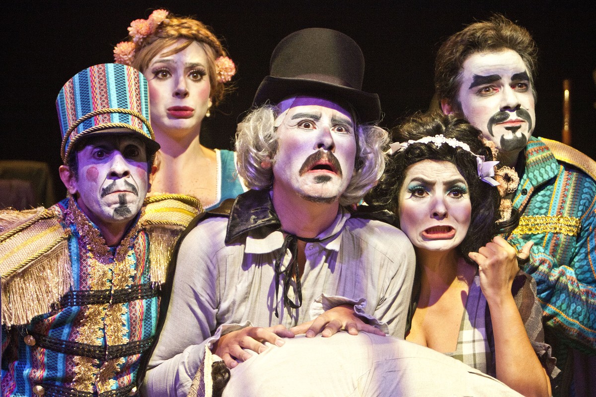 Companhia de teatro Atores de Laura completa 25 anos com mostra ...