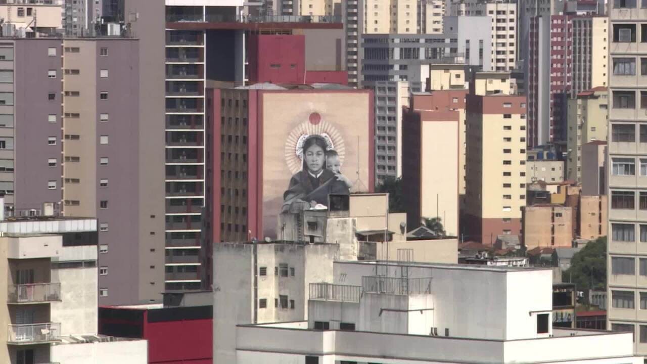 Grafite em prédios: descubra como pintura urbana é feita e quanto ...