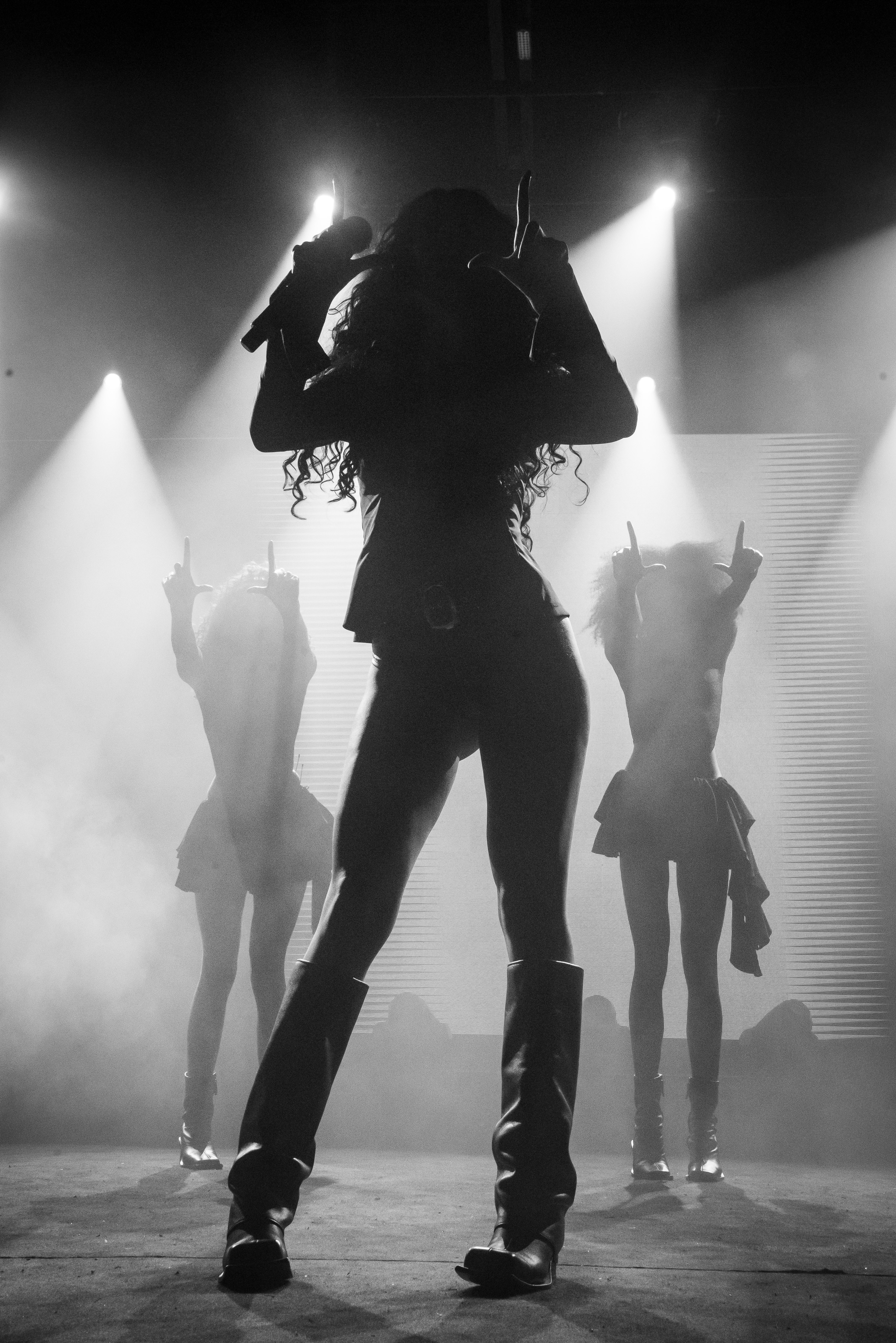 Marina Sena faz 1º show do novo álbum, 'Vício Inerente', com casa ...
