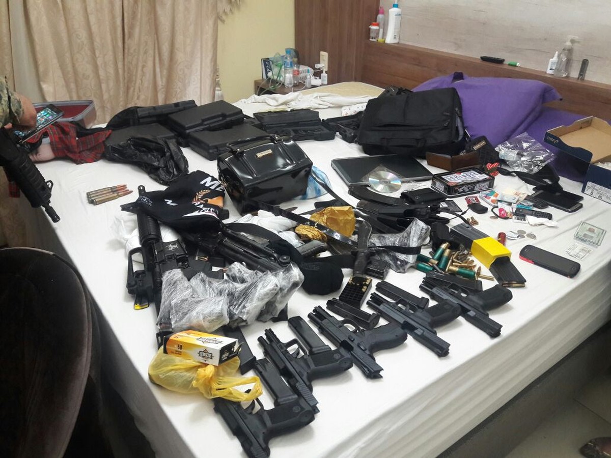Grupo é Preso No Paraguai Com Fuzis E Suspeita é De Ligação Com Tráfico