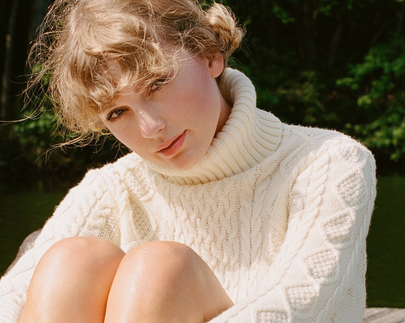 Taylor Swift lança 'Folklore', com indie folk melancólico e letras ...