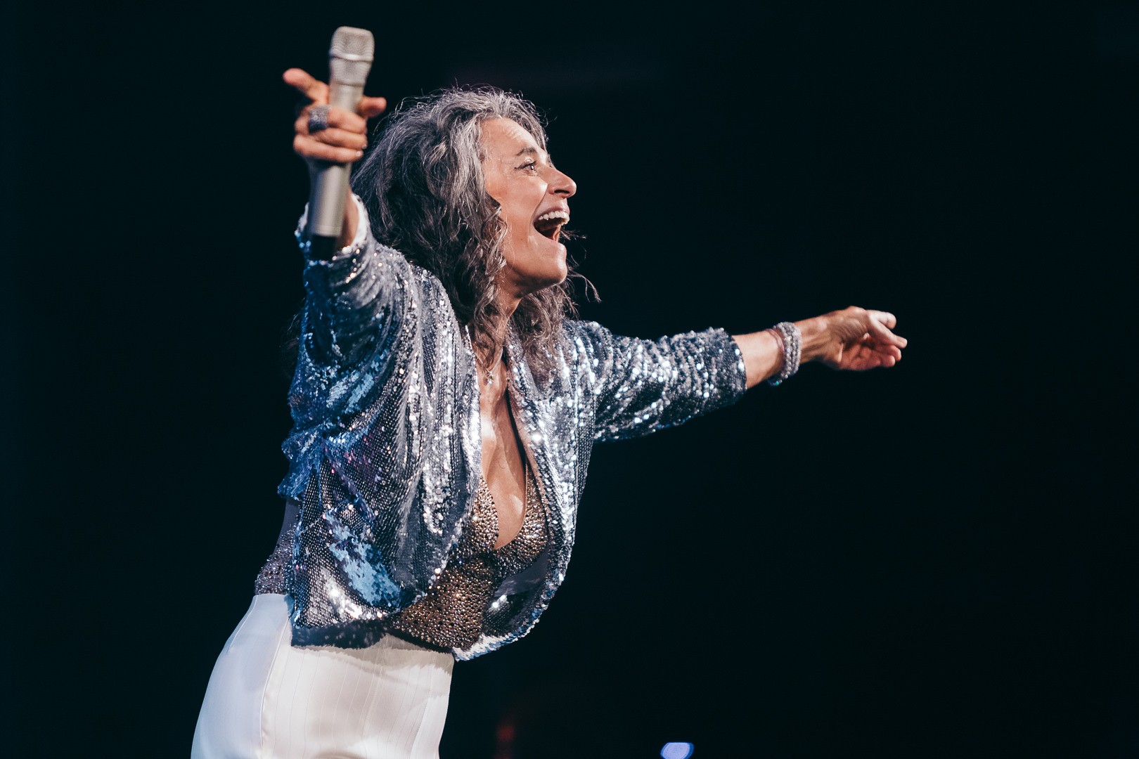 Simone traz para Salvador turnê que celebra 50 anos de carreira | Bahia ...