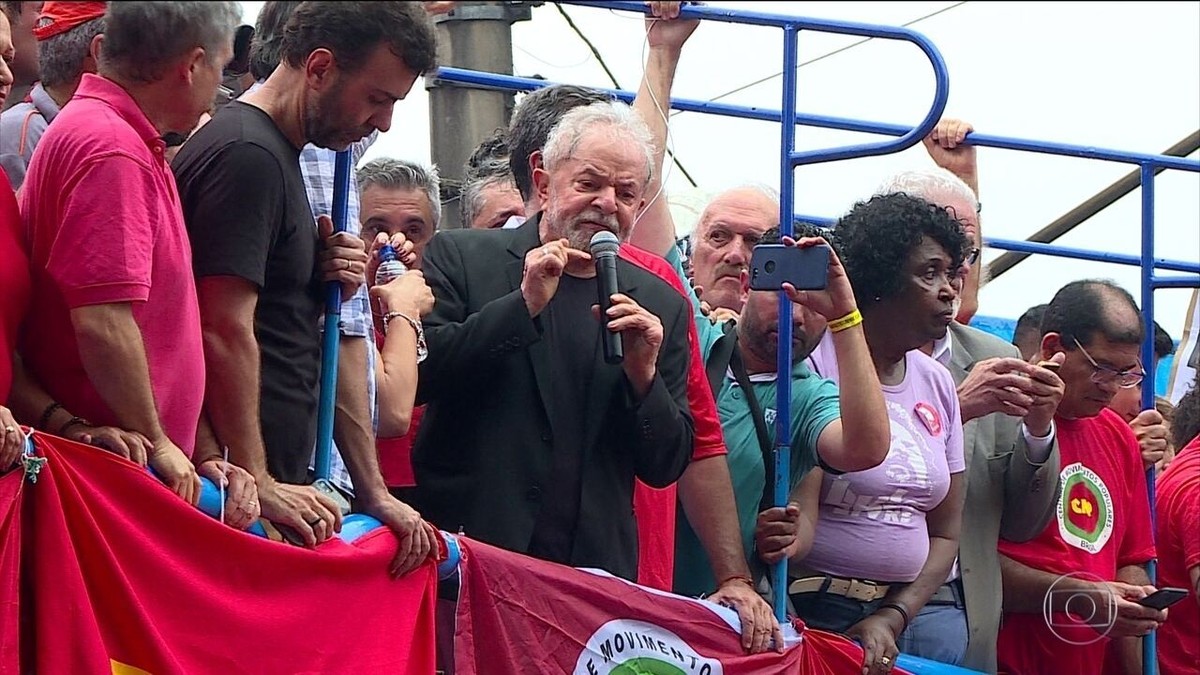 Em Discurso Lula Diz Que Bolsonaro Foi Eleito Para Governar Para O