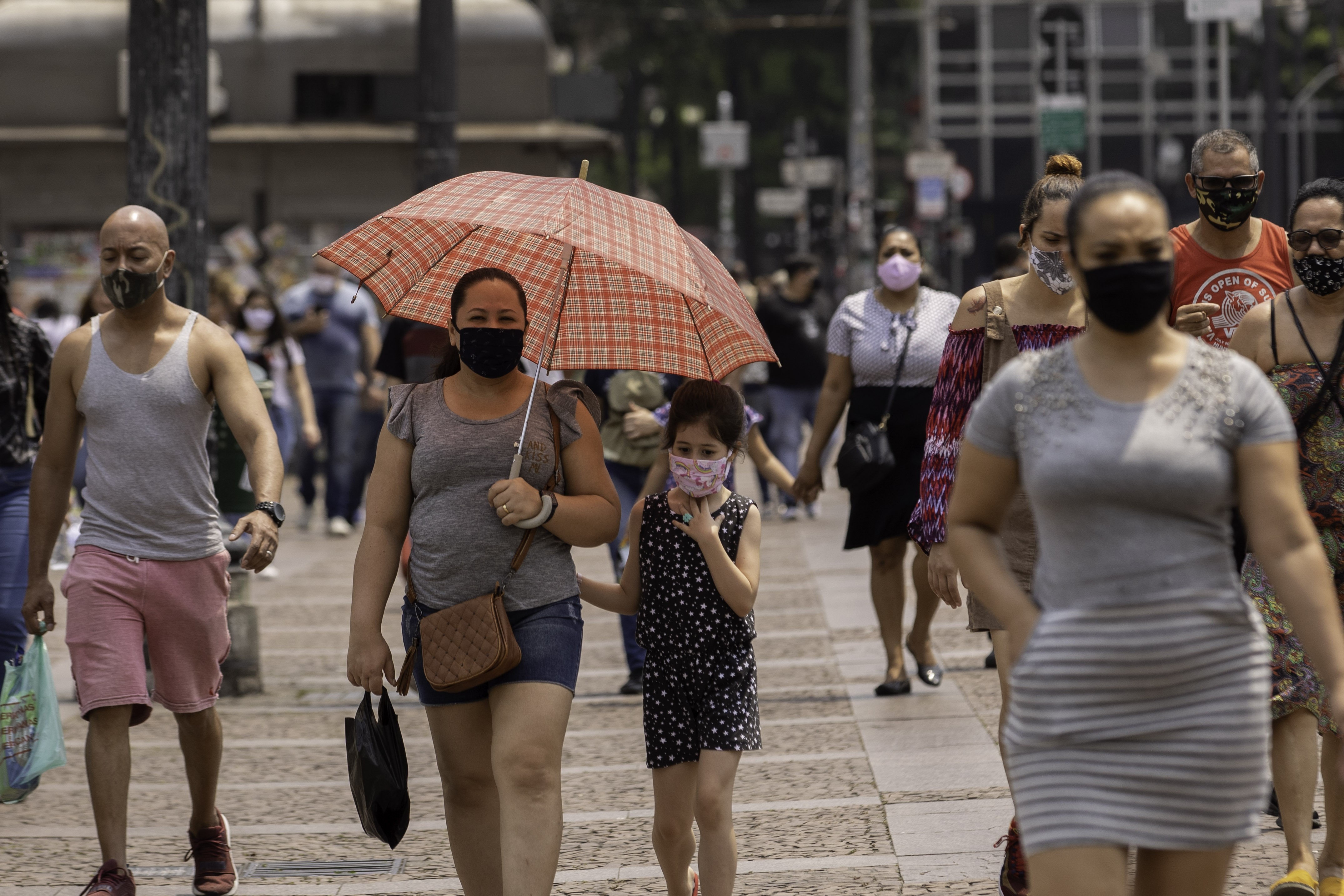 Cidade de São Paulo registra 33,7°C nesta quarta, a maior temperatura ...