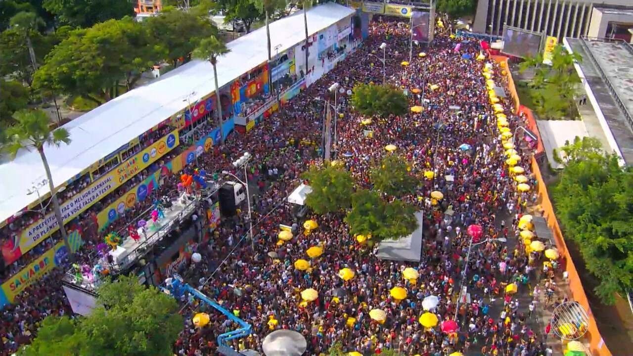 Com quase 5 mil horas de músicas, Salvador recebeu 850 mil turistas no ...