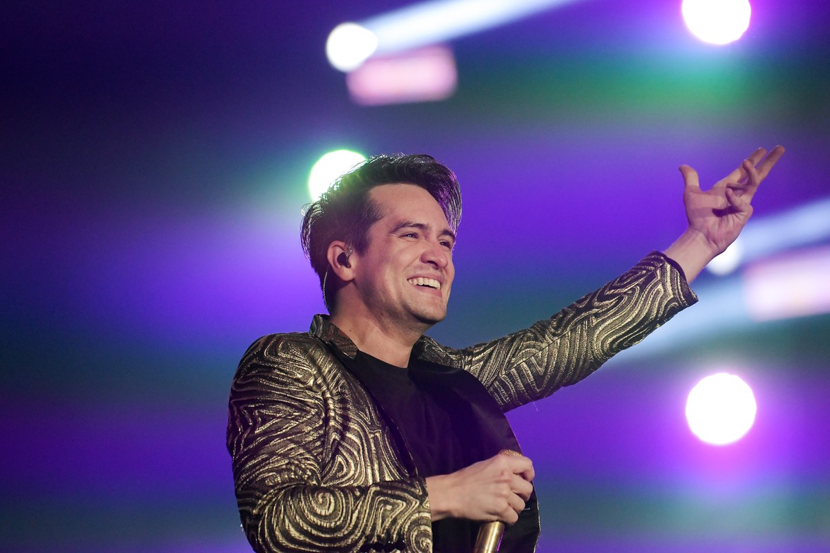 Panic! At The Disco: Brendon Urie anuncia fim da banda | Música | G1